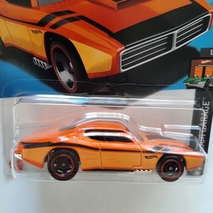 Mattel | Other | Hot Wheels Custom Otto 224 Hw Dream Garage Collection ...